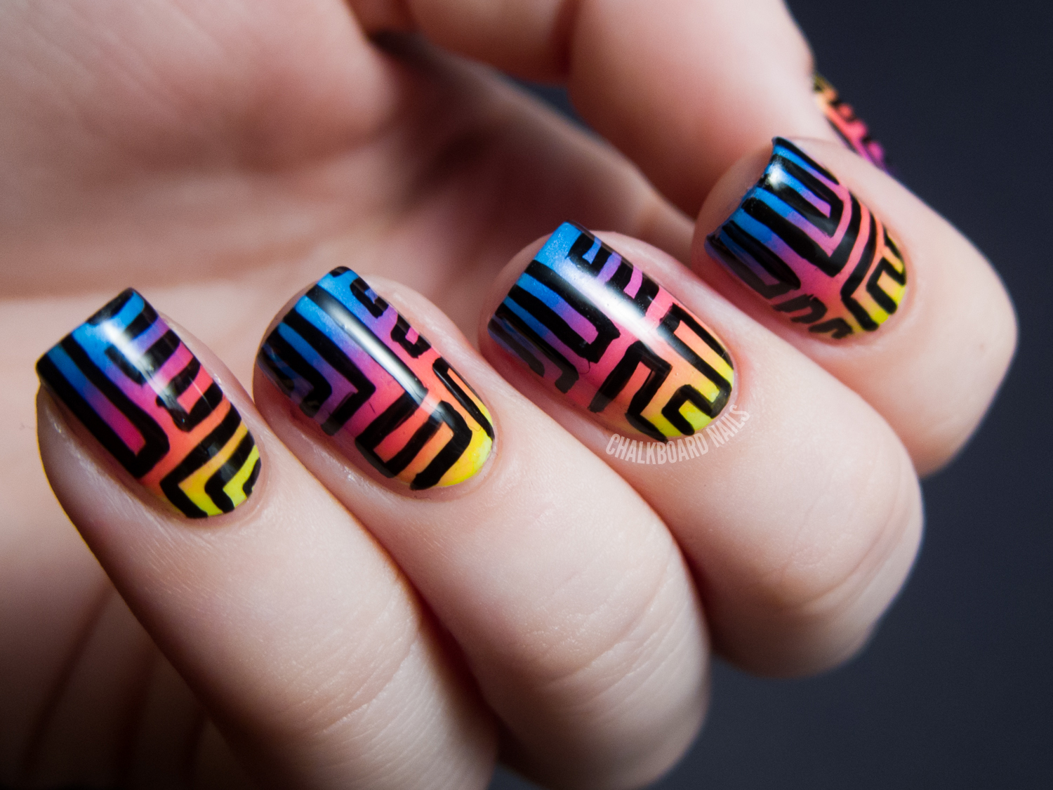 Sunset Gradient Maze Patterned Nails | Chalkboard Nails | Phoenix ...