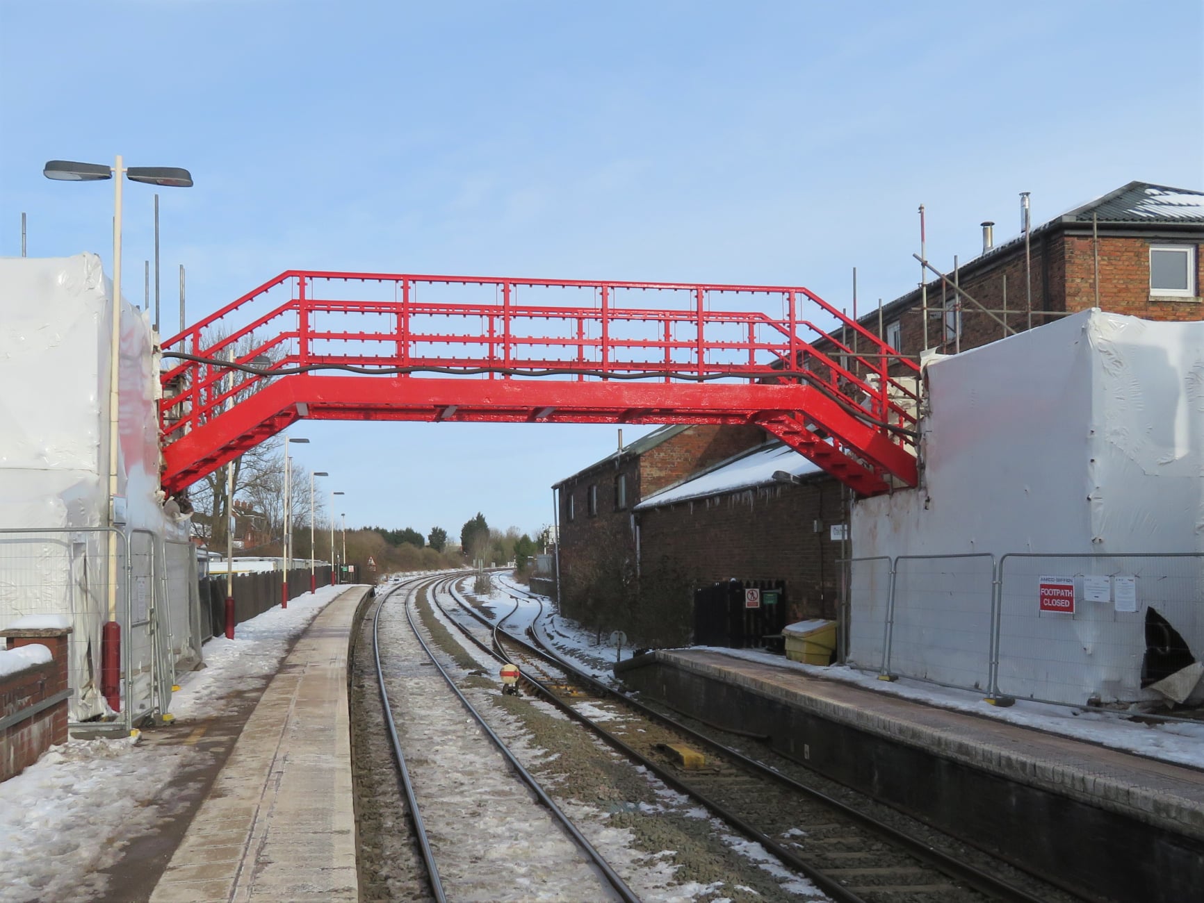 Martin Brookes Oakham: Oakham Railway Station Footbridge Restoration ...