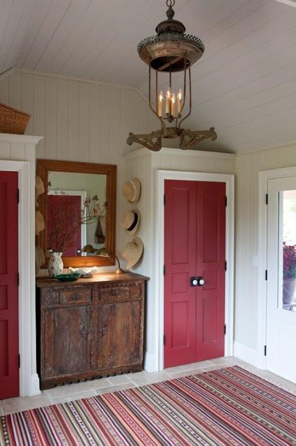 Delorme Designs: FAVOURITE REDS-RED DOOR!