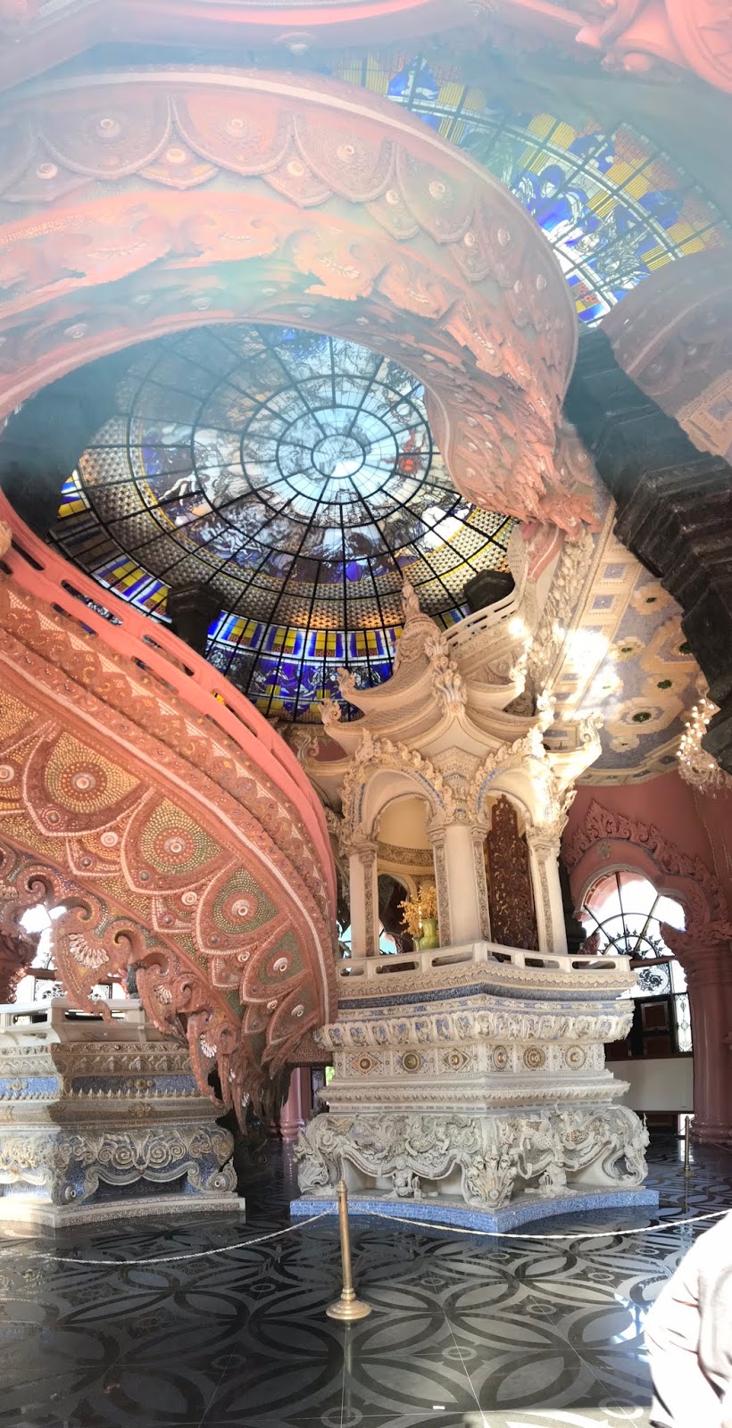 Pink temple at Erawan Museum - Bangkok - chichicho~