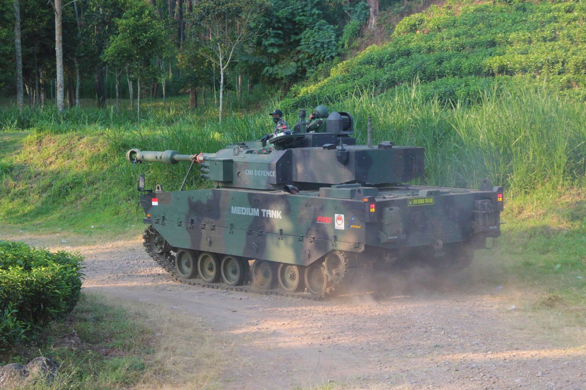 DEFENSE STUDIES: Tanda-tanda Tambahan Pesanan Tank Medium Pindad