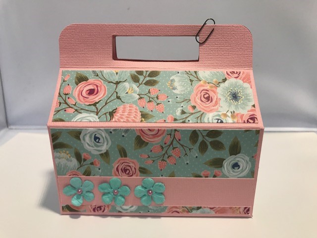 SCRAPBOOKING WITH M.E.: Tuesdays project Paper Lunch Box