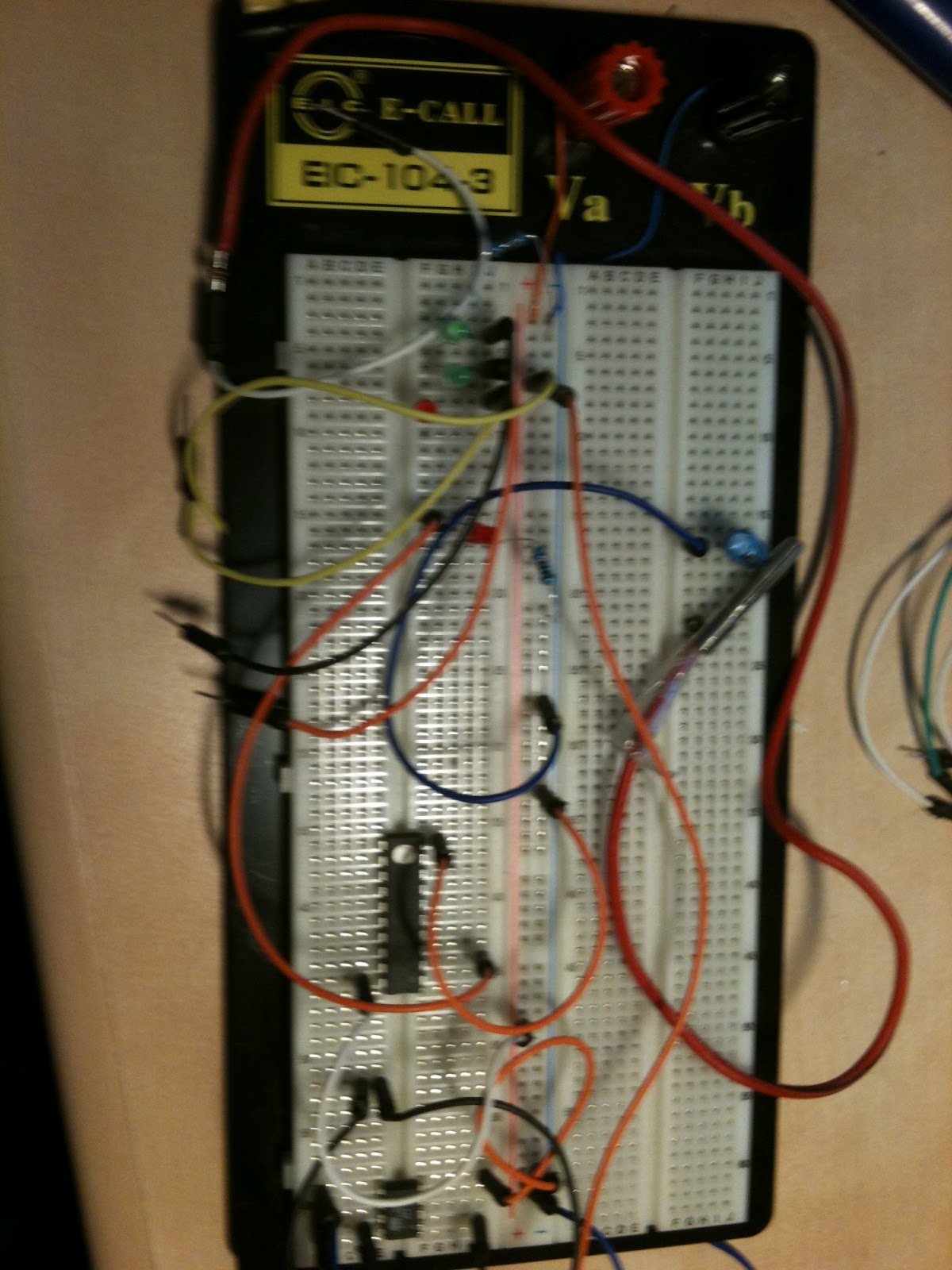 Ιδιοκατασκευές ηλεκτρονικού περιεχομένου: Breadboard, οδηγός για αρχάριους