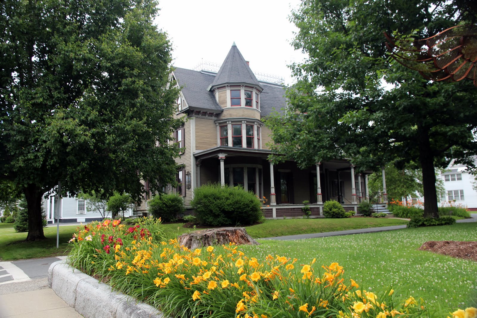 Moving Around with Glenn, Linda and the Girls: July 5, 2012 - St ...