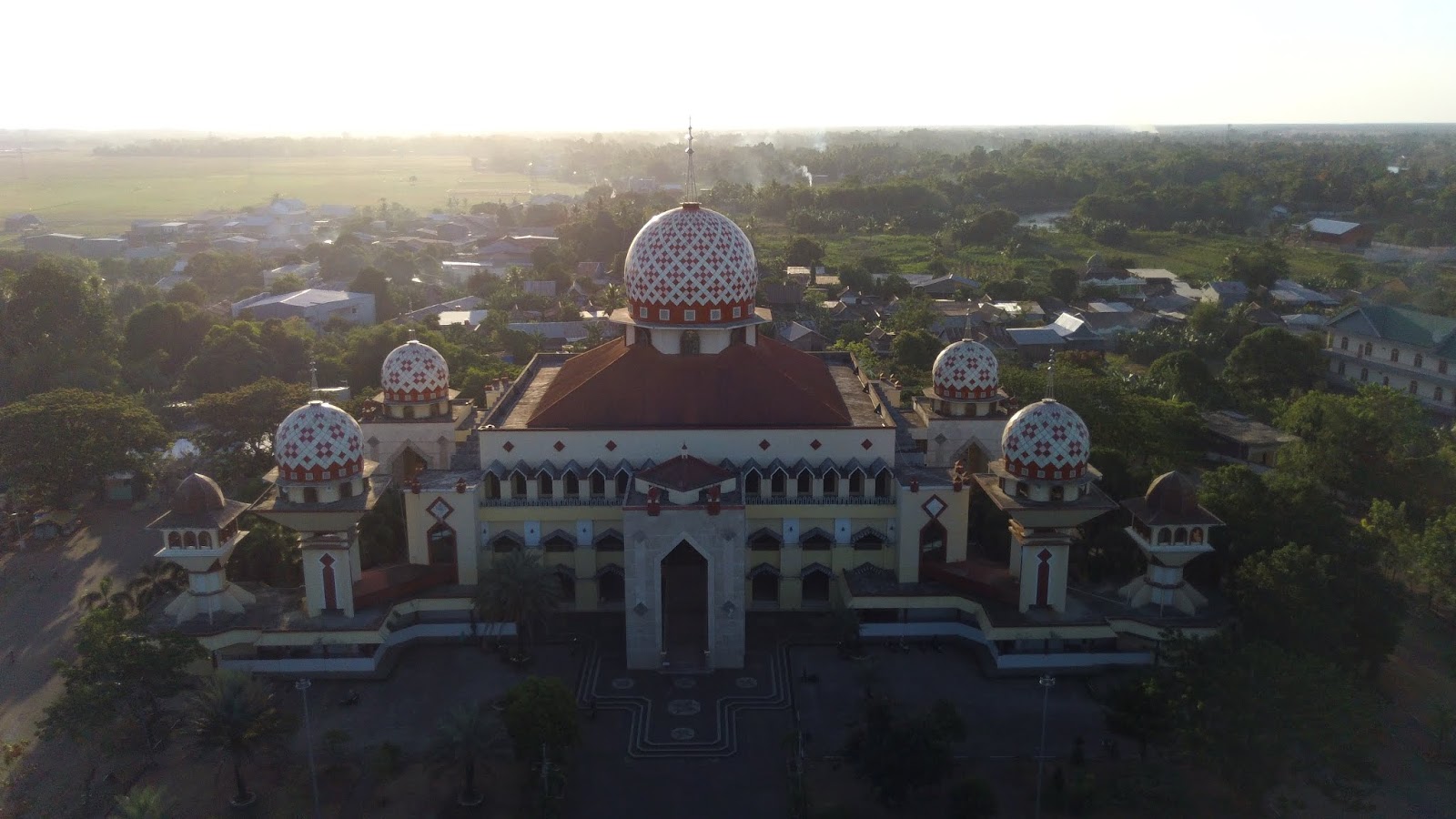 Kemegahan Masjid Al Markaz Al Islami Maros Sulawesi Selatan