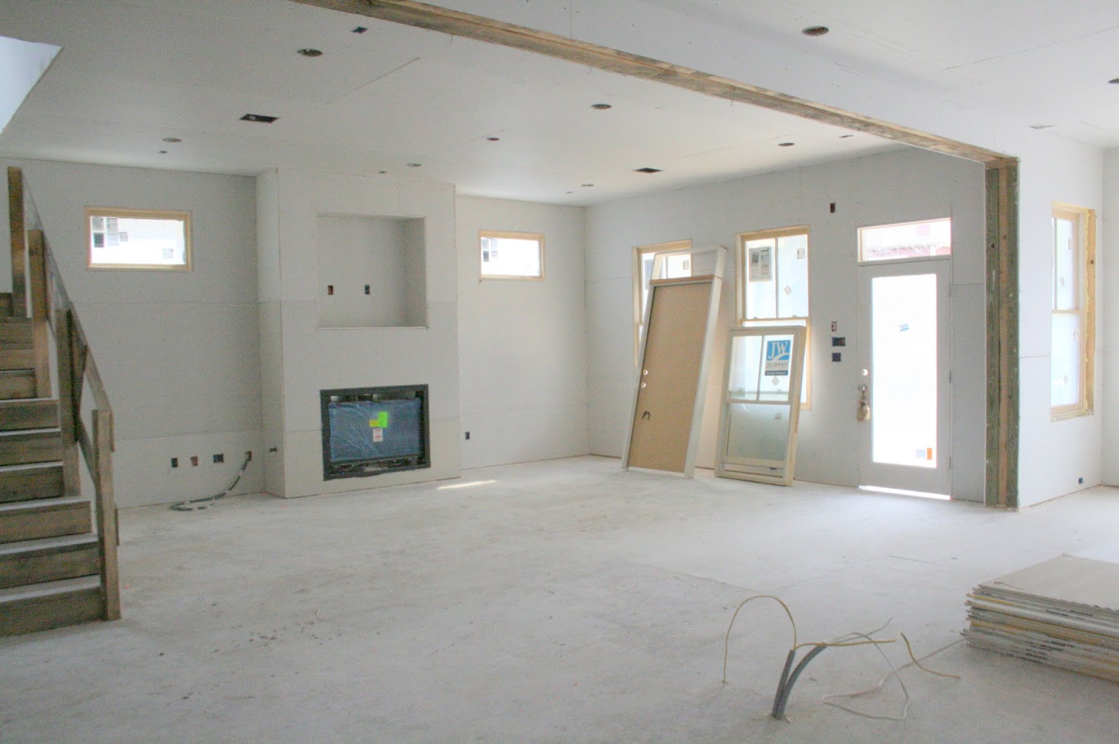 New House Update - Sheetrock City - Cedar Hill Farmhouse
