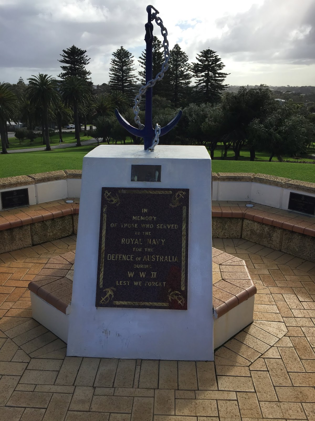 Monument Hill atau Fremantle War Memorial