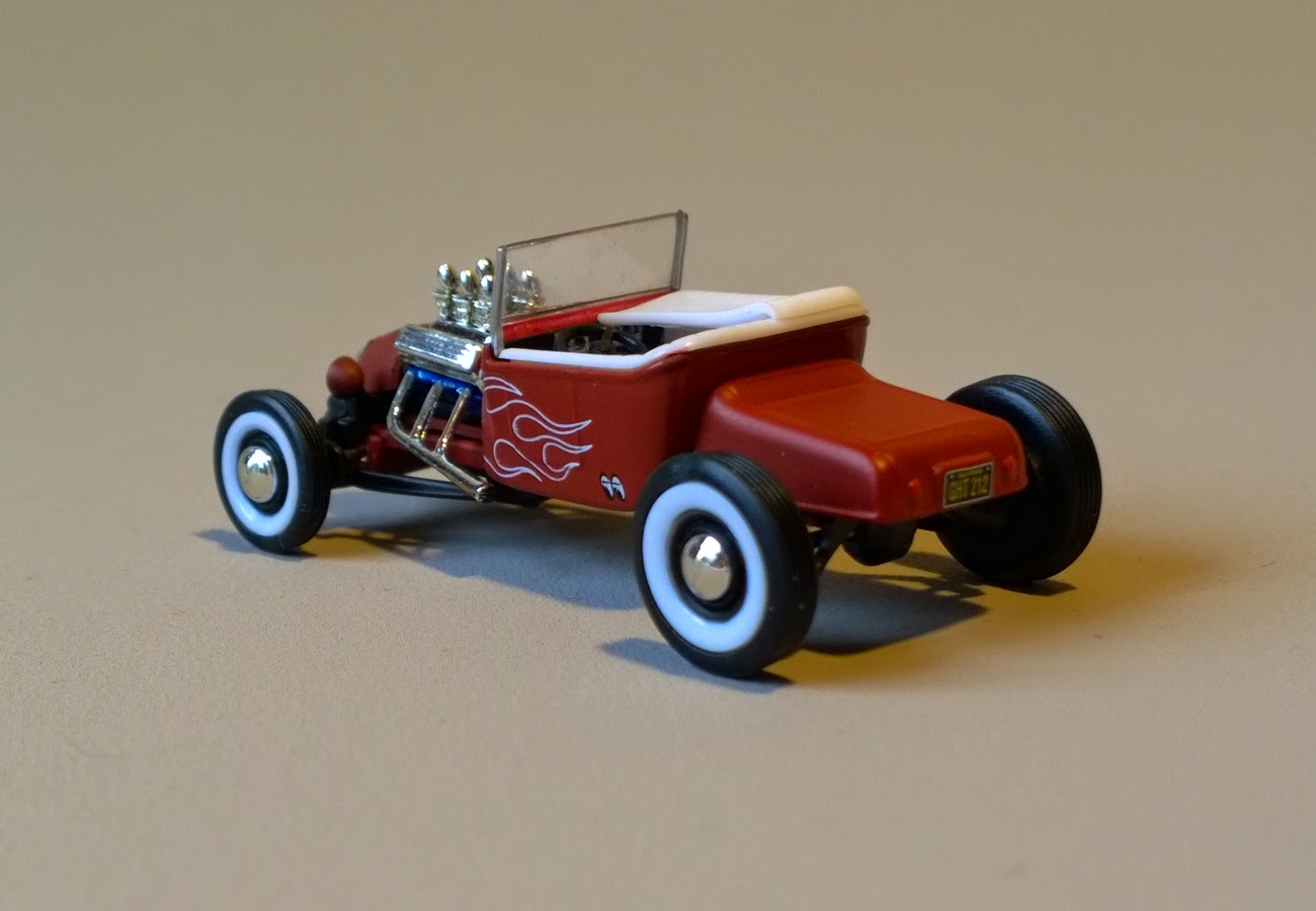 Sixty Four Ever Diecast: 1925 Ford Model T Roadster by Revell