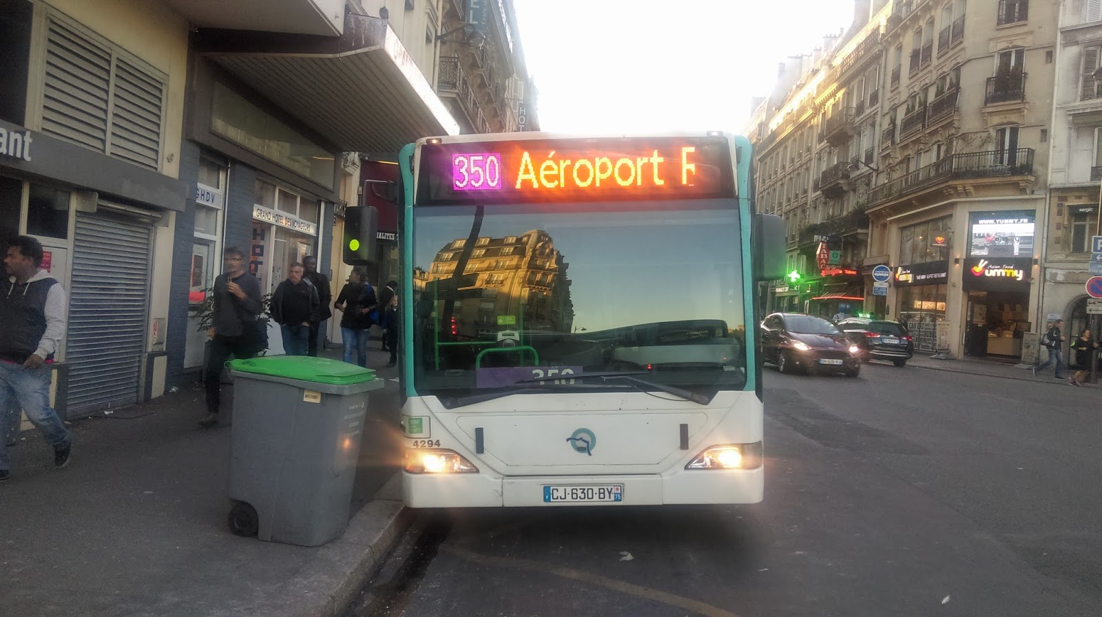 La ligne de bus RATP 251 (Flandre) se convertit à l'hybride grâce aux ...