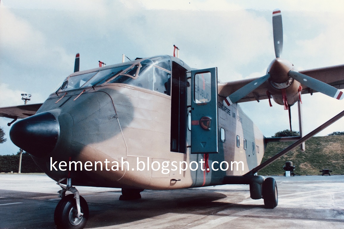 Senang Diri: Circuit breaker Day 42 pix: Republic of Singapore Air Force RSAF Shorts Skyvan