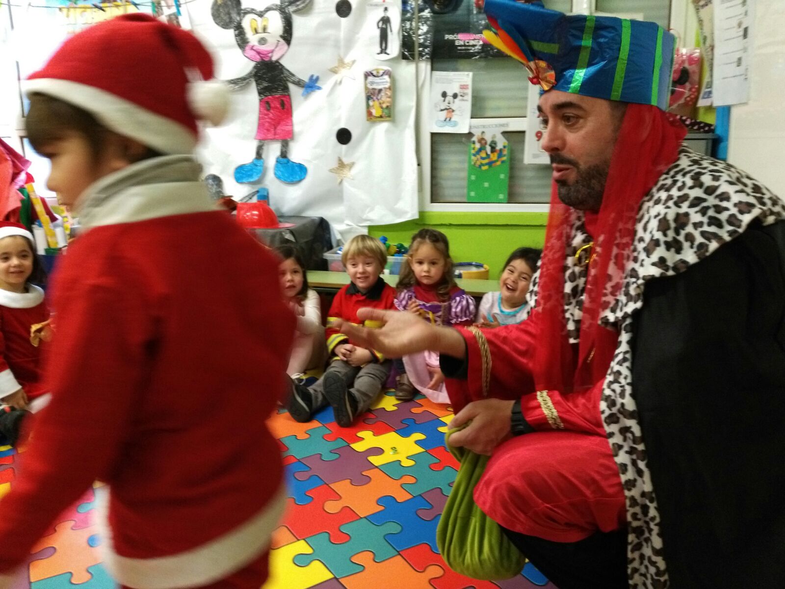 LA CLASE DE LOS VENTOLINES: NOS VISITA UN PAJE REAL