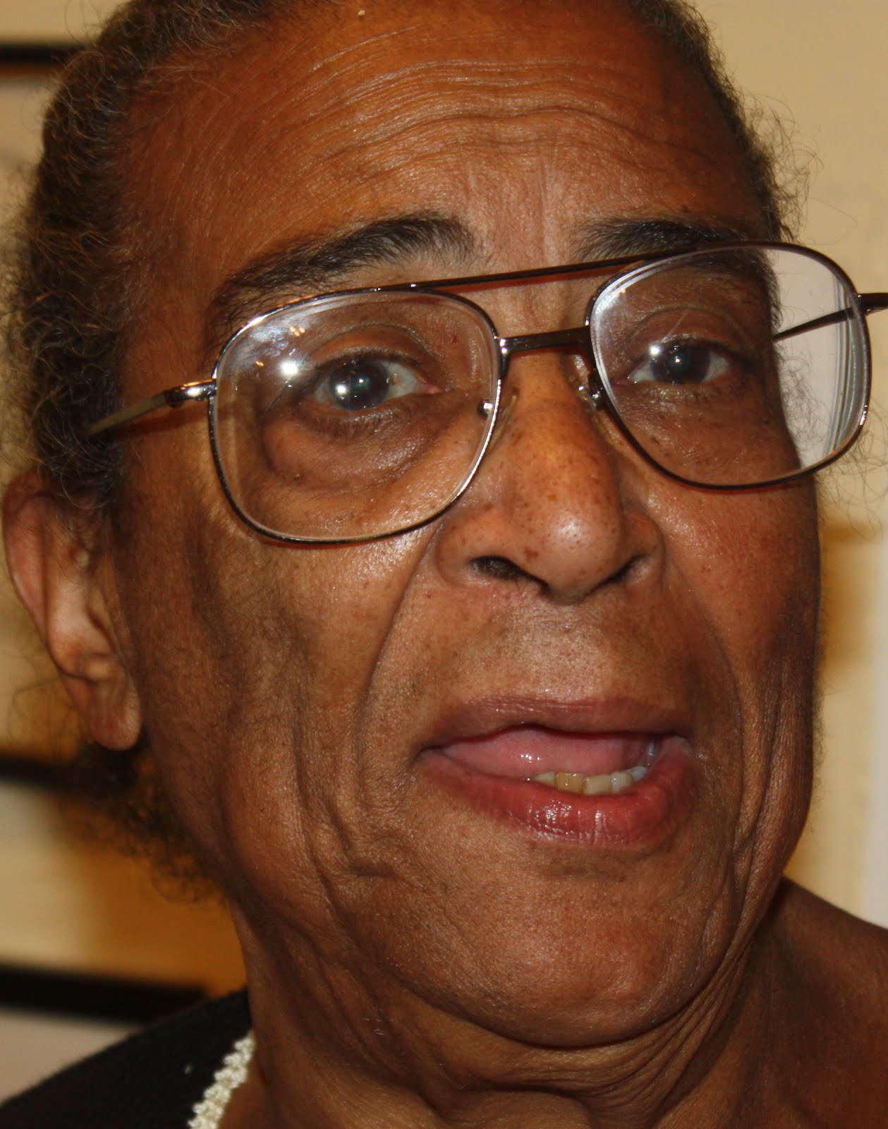 Walker Report - Shedding Light on Bexar County: Congressman Lloyd ...