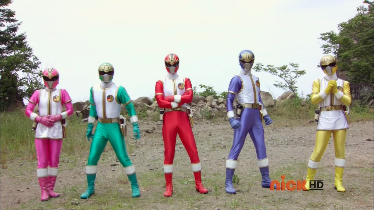 My Shiny Toy Robots: Series REVIEW: Power Rangers Super Megaforce