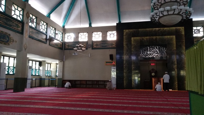 Masjid Asy-Syarif Al-Azhar Bumi Serpong Damai (BSD), Tangerang Selatan - POJOKCERITA
