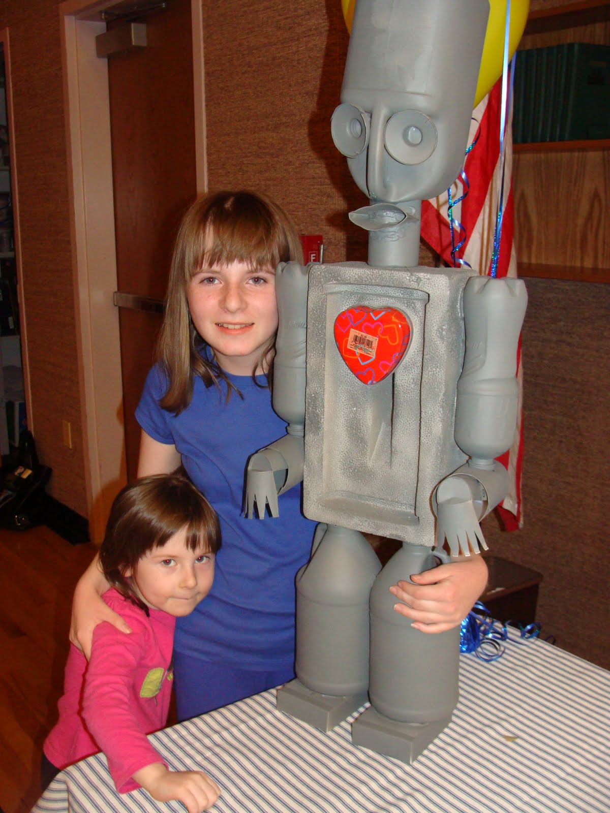 Strong Armor: Cub Scouts - Robots