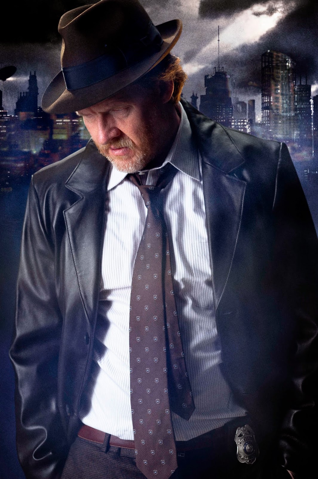 Fashion and Action: Official Photo of Donal Logue as Det. Harvey ...