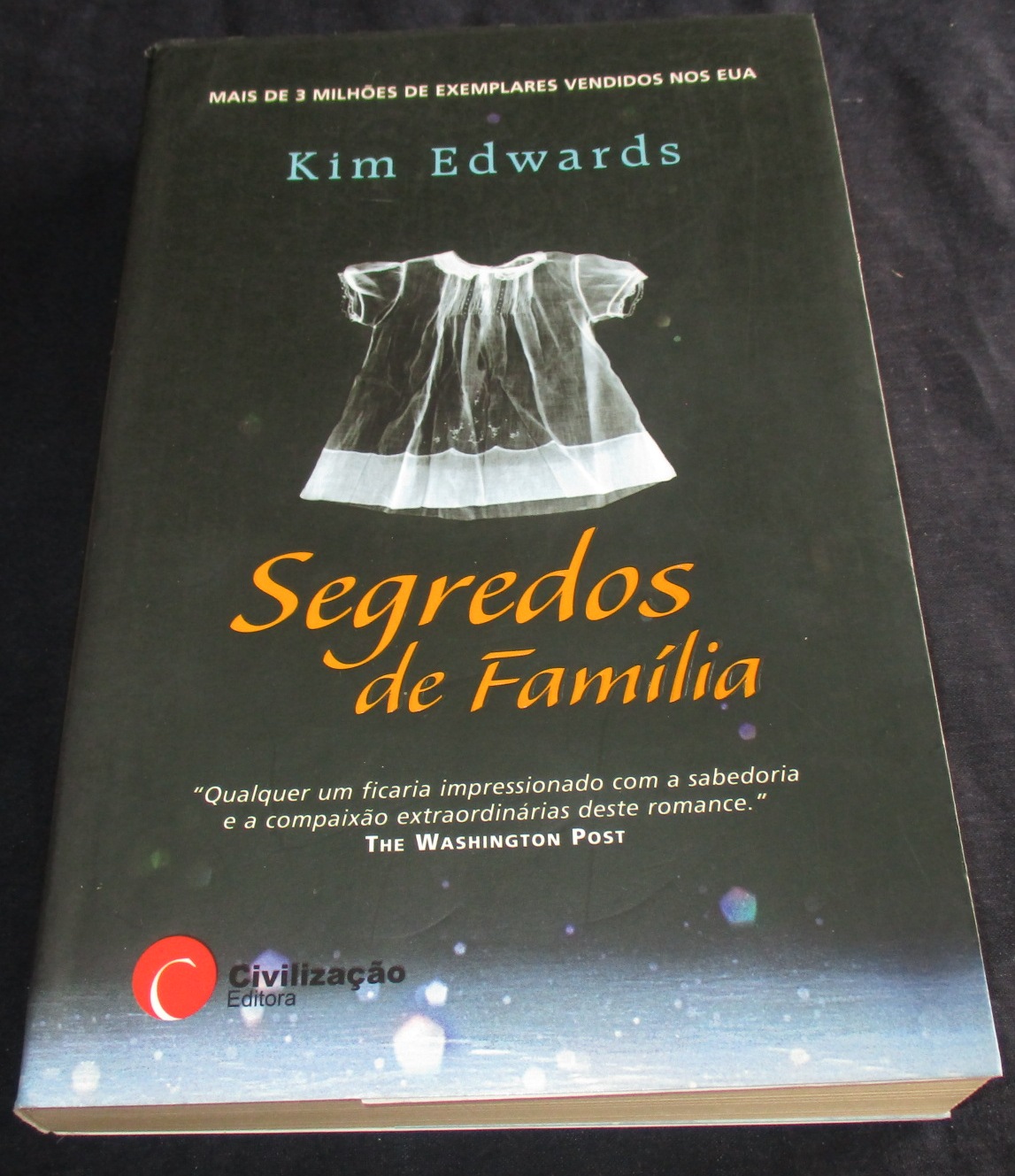 Livraria Alfarrabista Eu Ando A Ler: #Livro Segredos de Família Kim ... Livraria Alfarrabista Eu Ando A Ler: #Livro Segredos de Família Kim ...