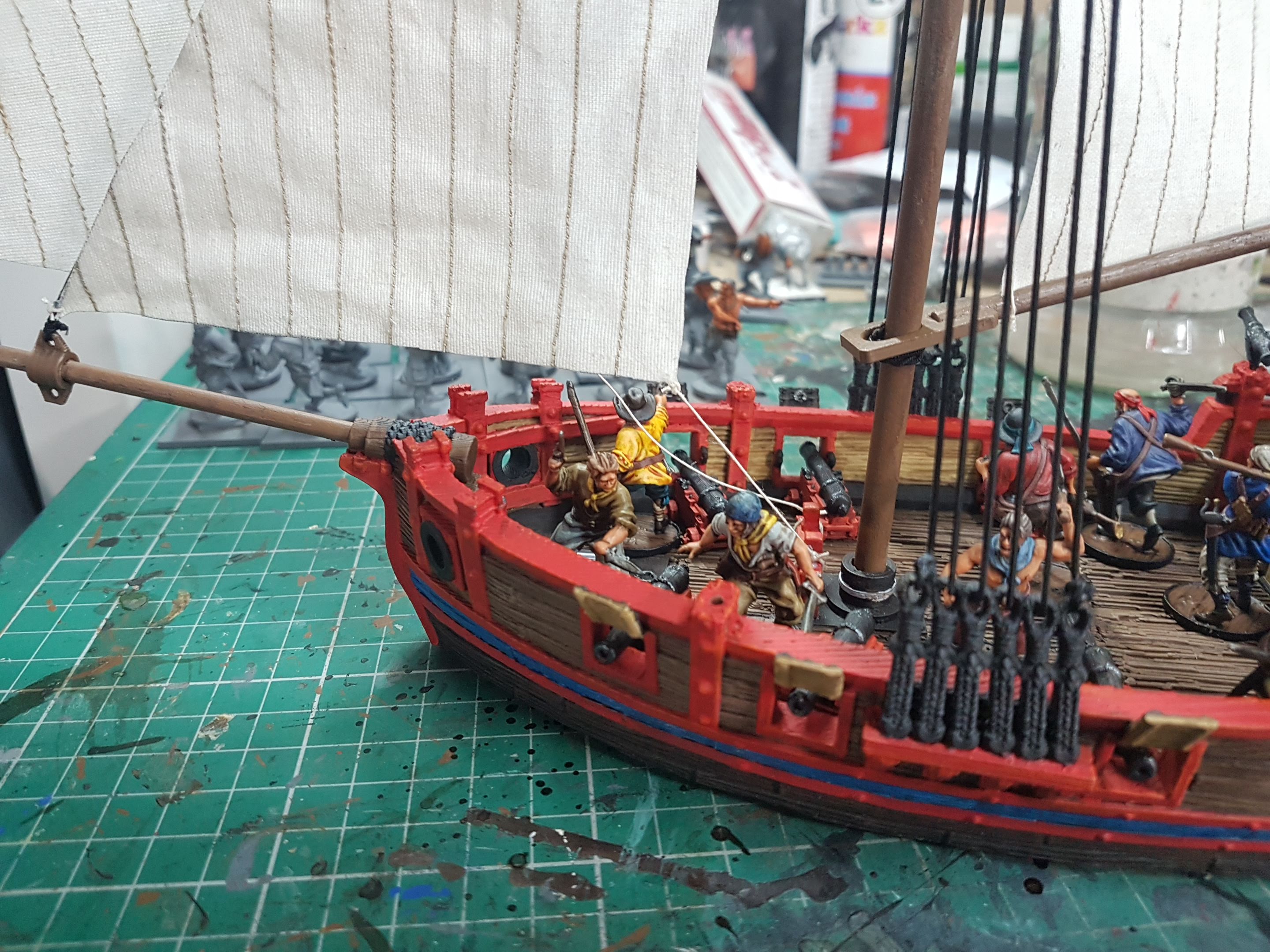 Yith's Wargaming Blog: 28mm Scale 3D Printed Sloop and Pirates