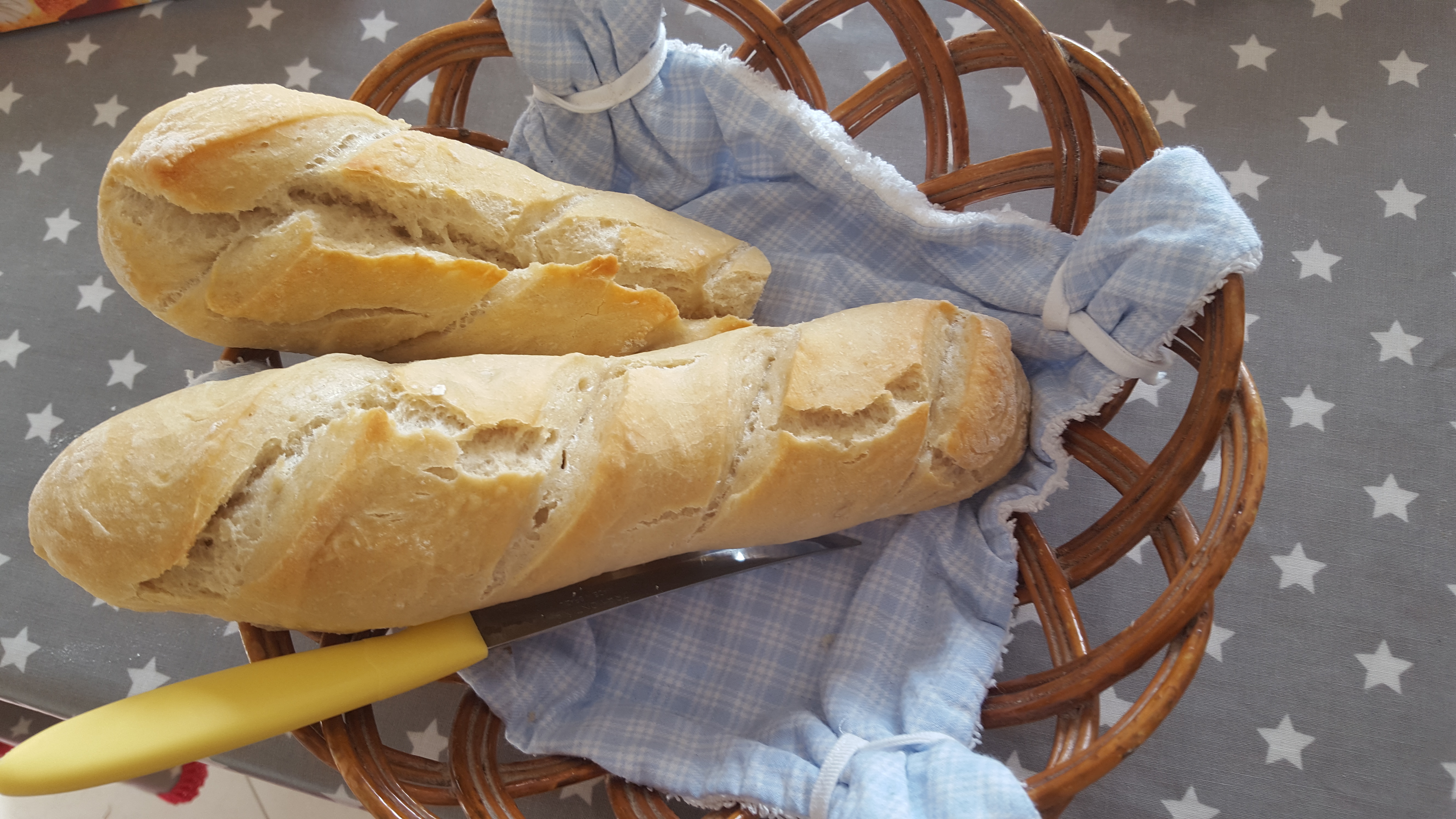 Homemade french baguette - recipe |Keeping it Real