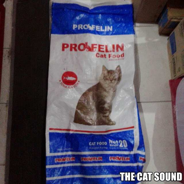 The Cat Sound: Review Makanan Kucing: Pro Feline Salmon & Tuna Dry Food