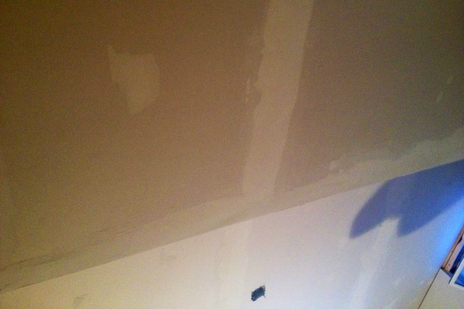 DIY Why Spend More: How to texture a ceiling (cheaply and easily)