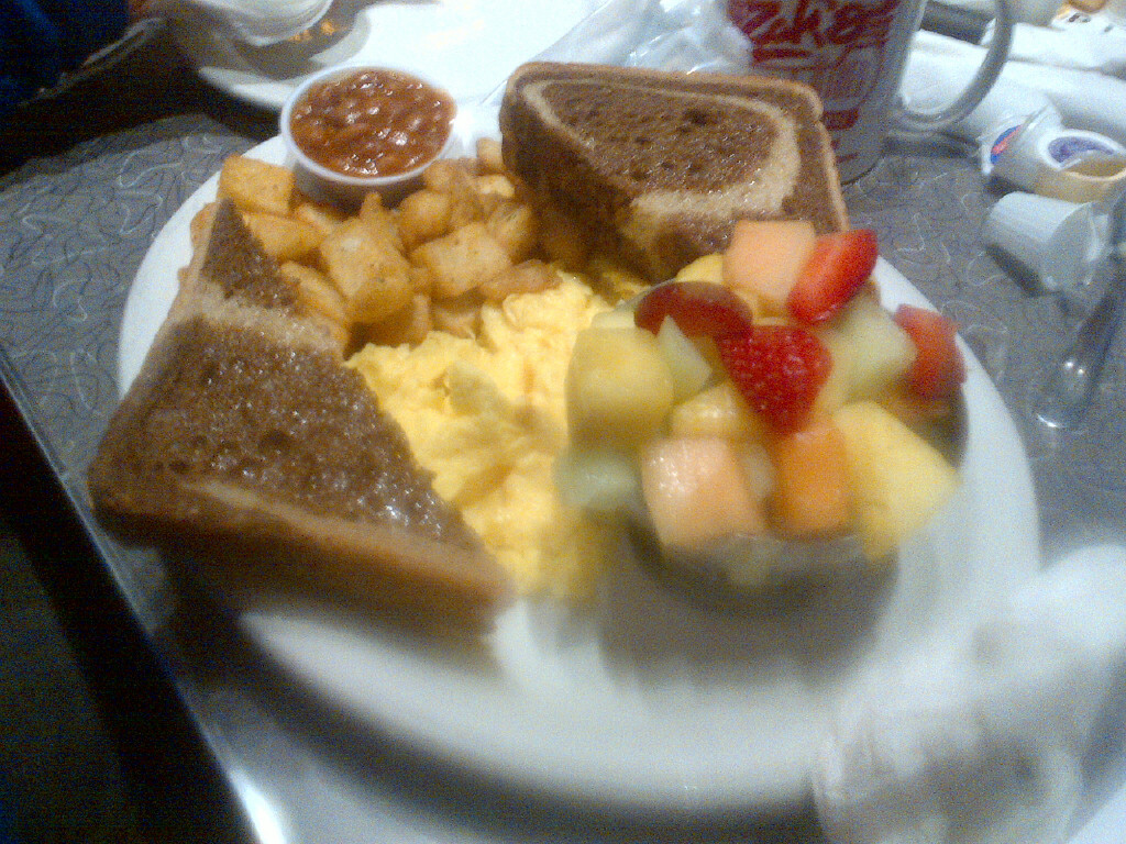 TOAST UNDER THE TABLE: Zak's Diner (Kanata)