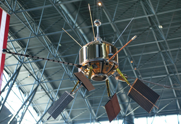 SPACE RELICS: 1962 - 2012 / Cinquante ans de présence spatiale anglaise ...