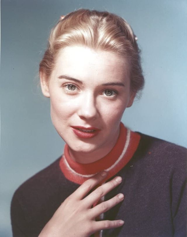 40 Beautiful Photos of Hope Lange in the 1950s and ’60s ~ Vintage Everyday