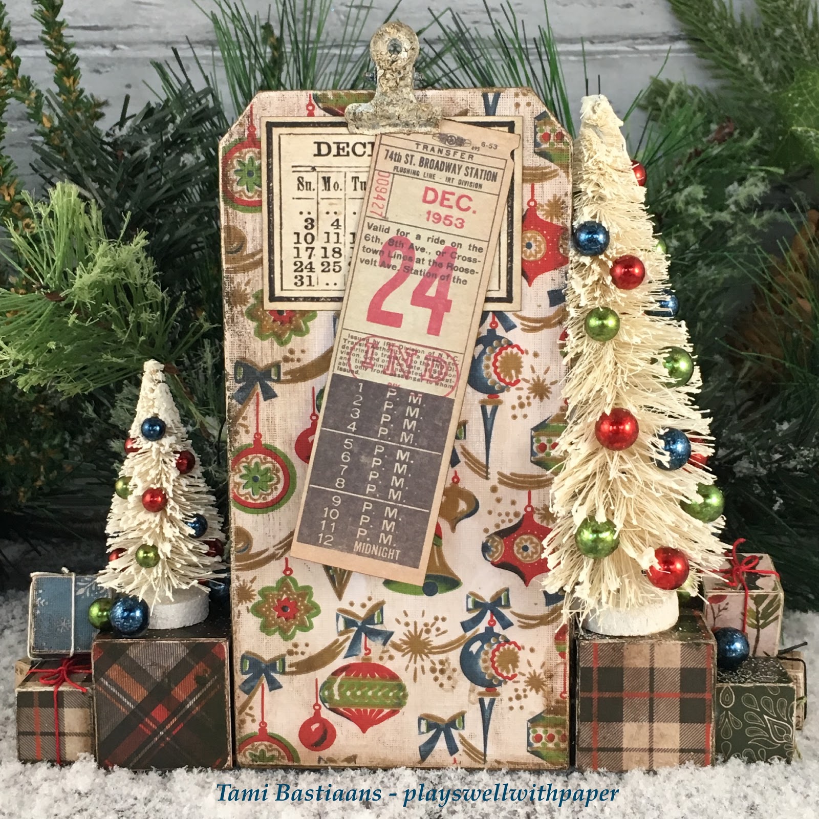 Plays Well With Paper: Desktop Candy Box Part 3 - Christmas Ideaology 2019