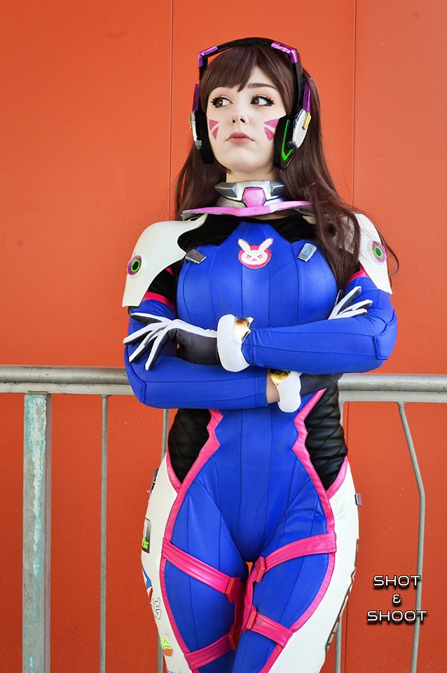Elarte Cosplay: Overwatch - D.Va Cosplay