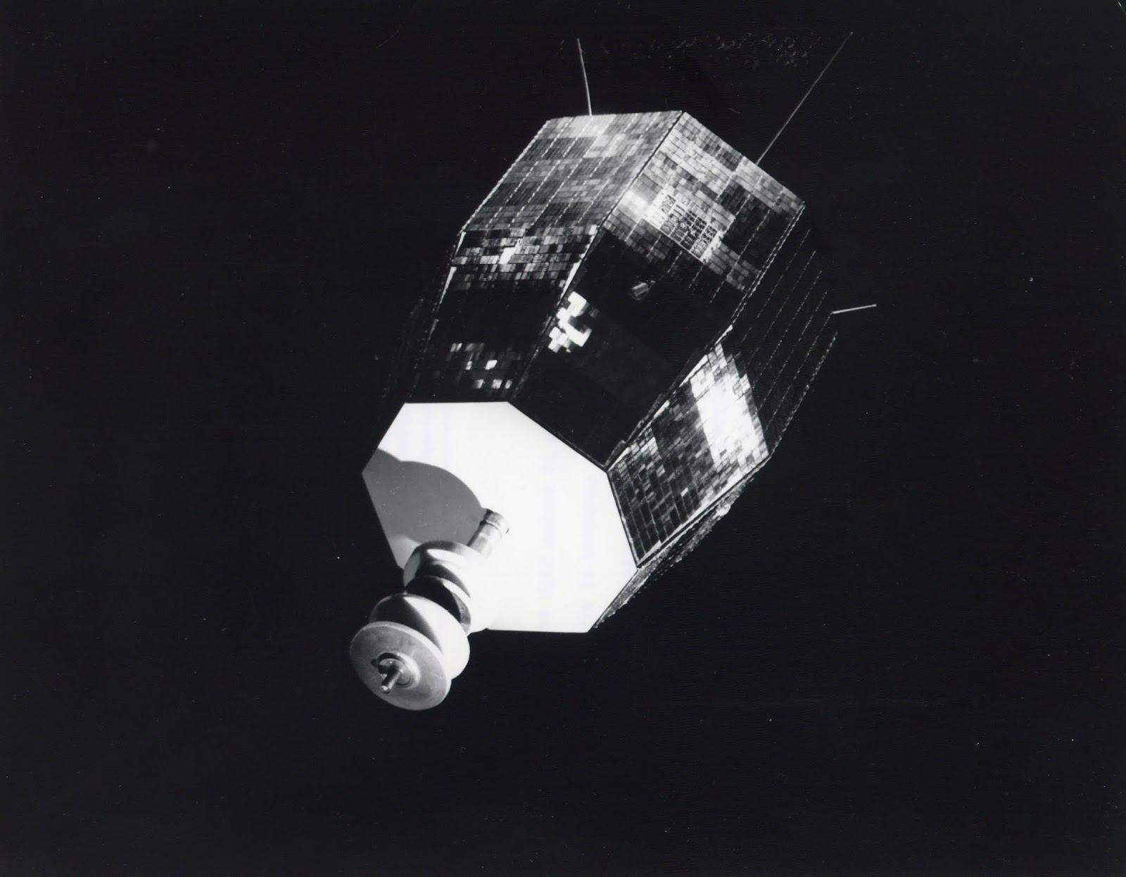 THE GRANDMA'S LOGBOOK ---: RELAY 1: THE 1ST REPEATER COMMUNICATIONS ...