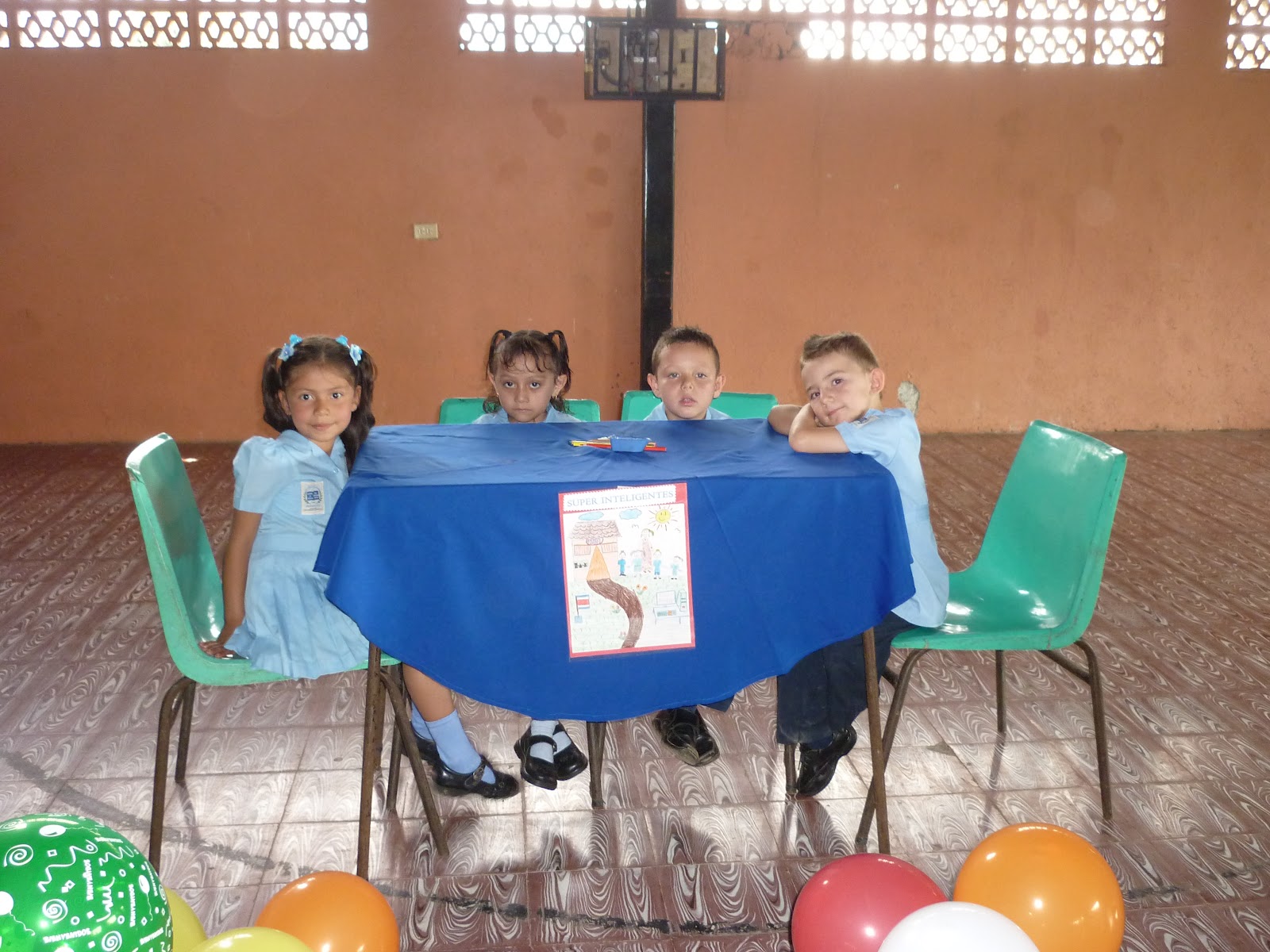 "Noticias Escolares": Una Escuela Innovadora