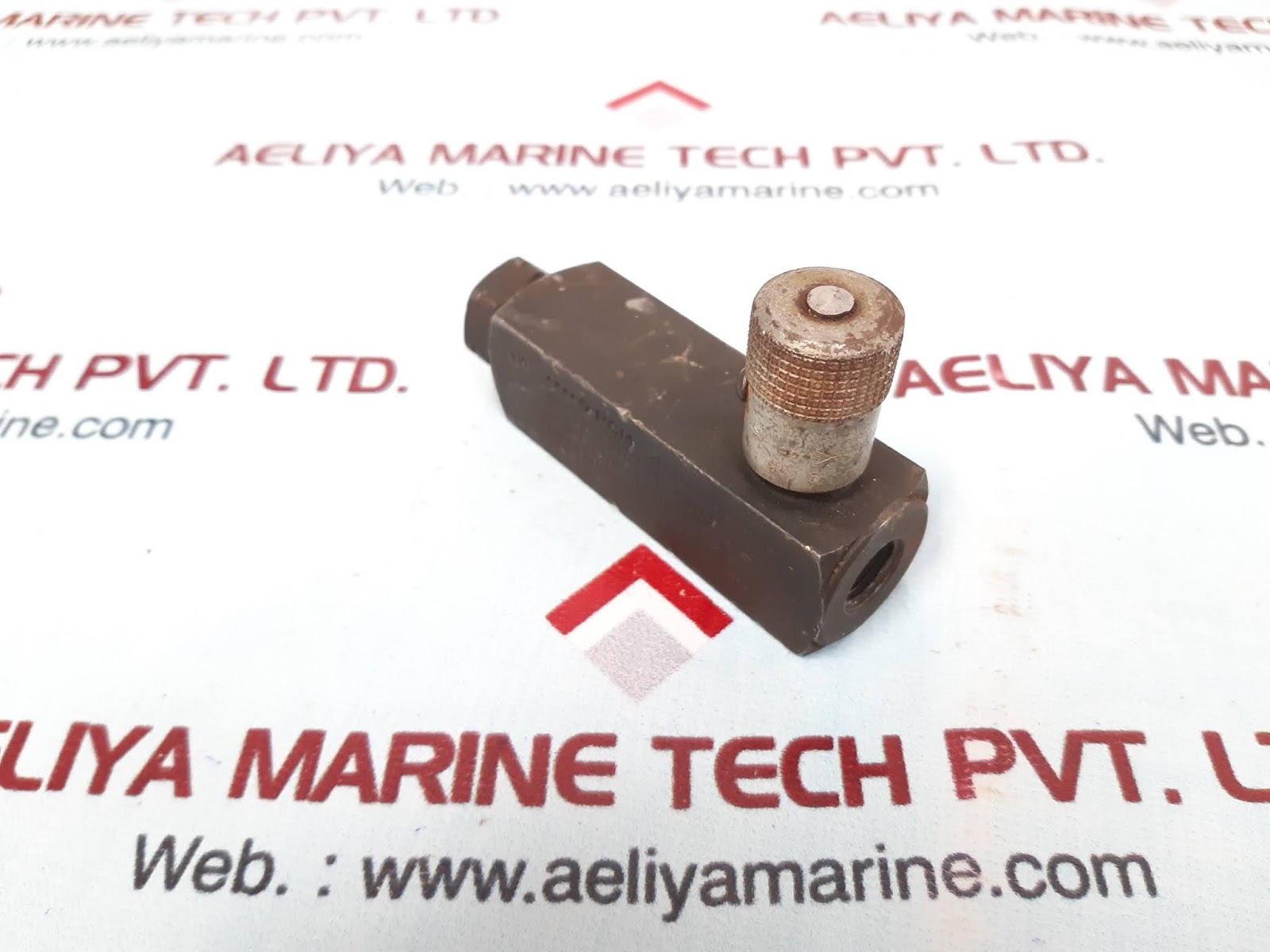 PARKER 9 PCM-400 COLORFLOW FLOW CONTROL VALVE - Aeliya Marine