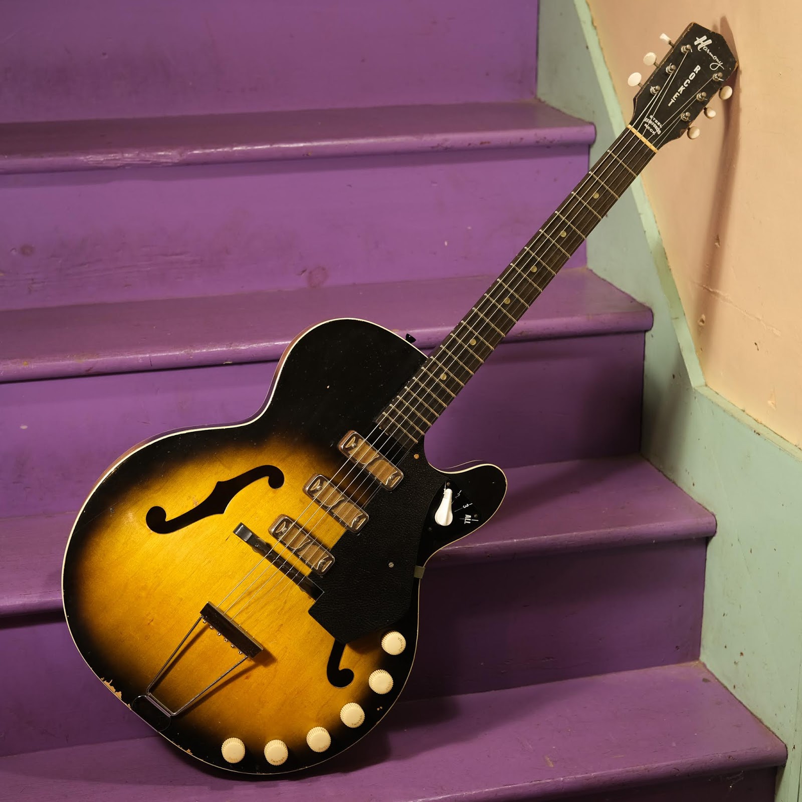 1962 Harmony H59 Rocket (3-Pickup) Hollowbody Electric Guitar