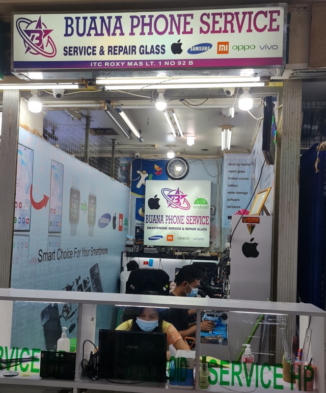 Pengalaman Service HP Tercepat dan Profesional - Niaga Webster