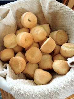 Aunt Dianne's Kitchen: Argentina Cheese Bread