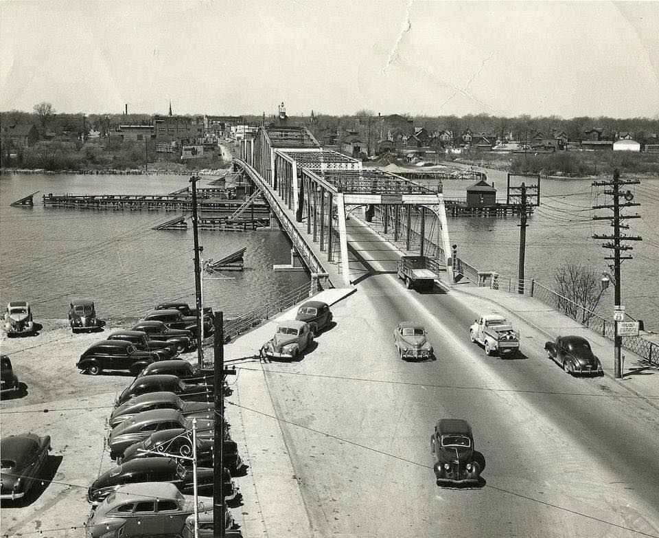 Industrial History: Three Swing Bridges over Saginaw River in Bay City, MI