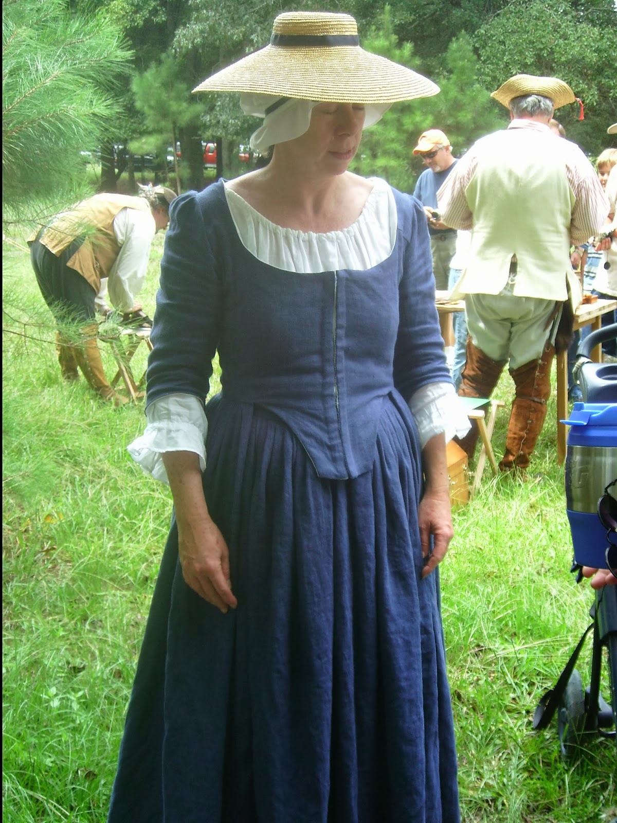 Colonial Quills: Adventures in Historically Accurate Colonial Costuming