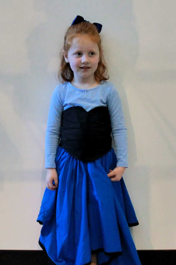 Our Geeky Adventure: Crafting Adventures: Ariel Costume Tutorial