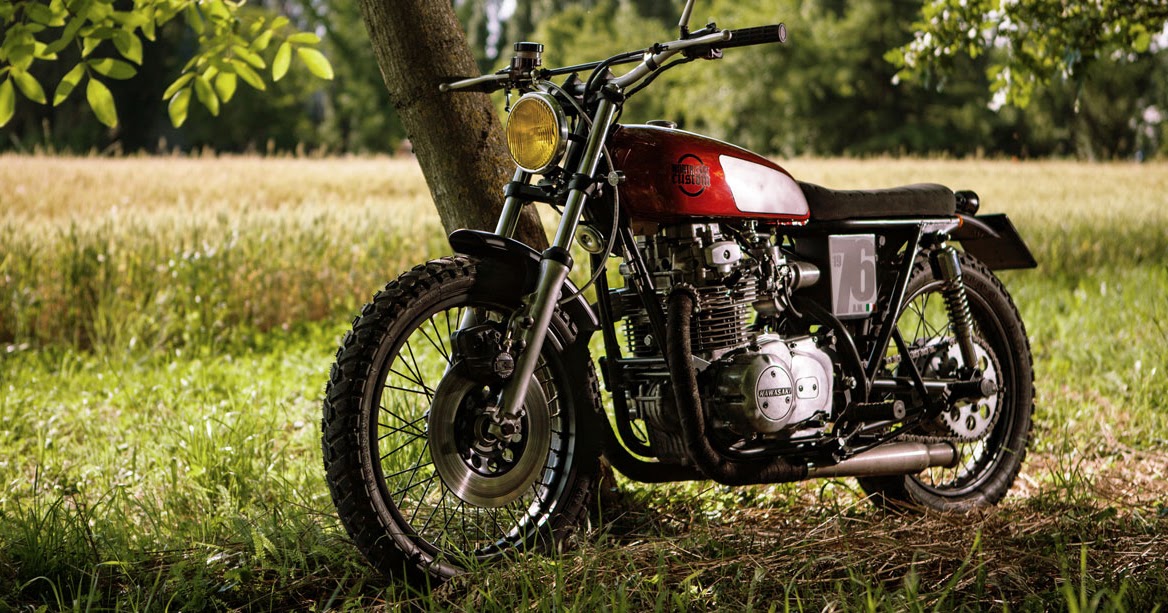 Hell Kustom : Kawasaki Z400 By North East Custom