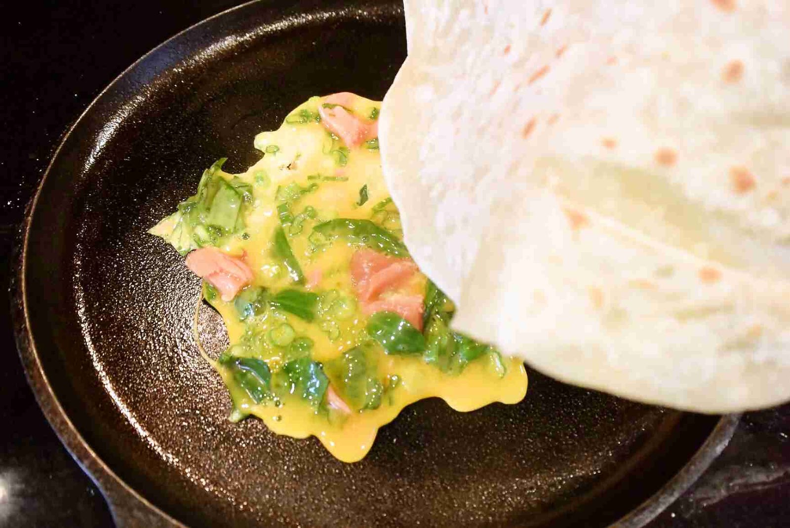 Recipes for Tom: Taiwan-fu tamago kureepu / dan bing / Taiwanese egg crepes
