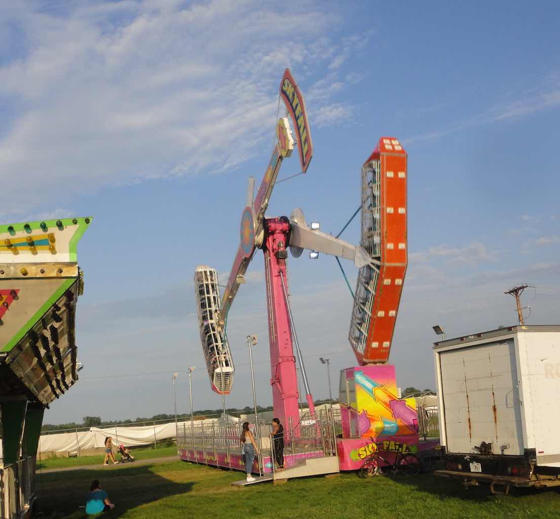 Rensselaer Adventures: County Fair finished, muralists continue