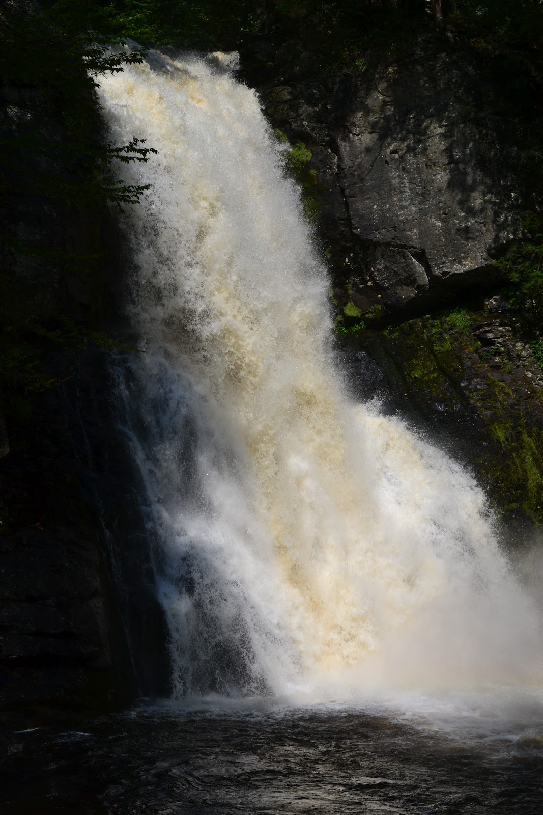 Nanda & Nathan The Travellers: Bushkill Falls -- The Niagara of ...