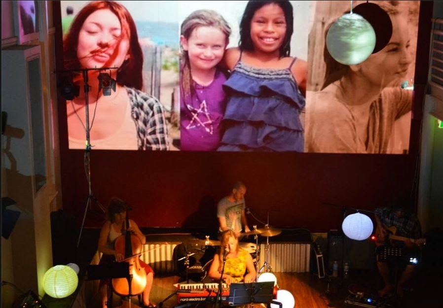 Chameleon: 2014 Adelaide Fringe Festival; Freya Bennett: The Marvellous ...