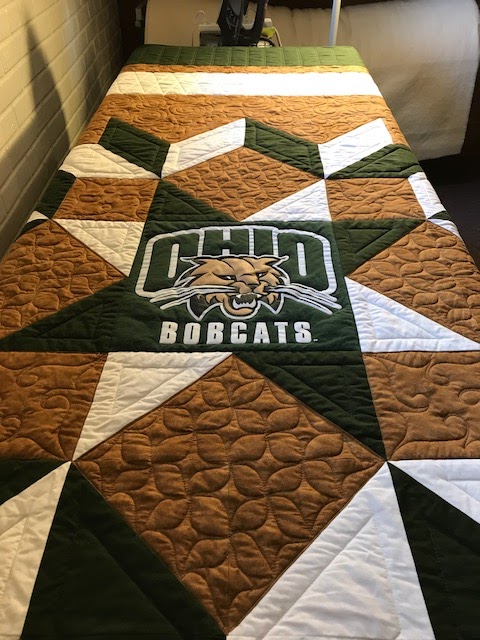 Quilting In The BunkHouse: Ohio University Quilt - Done!