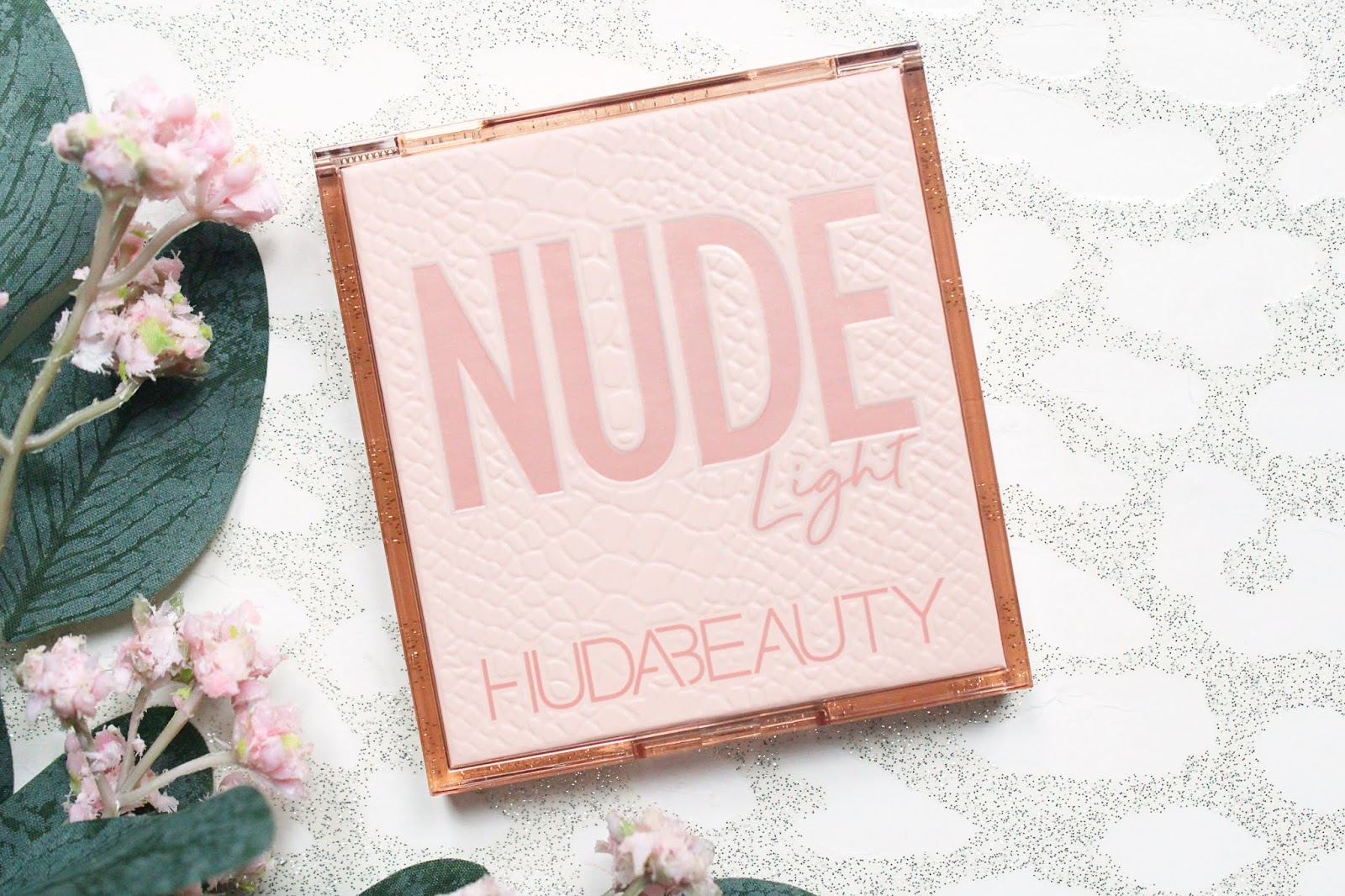 Huda Beauty Light Nude Obsessions Palette Review & Swatches — Hannah ...