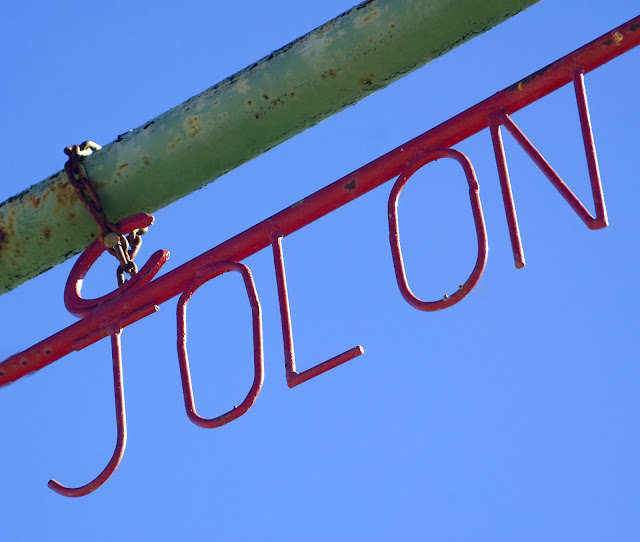 DalmDad's Photo and Travel Blog: Over the Mountain (Part 1 of 7 ...