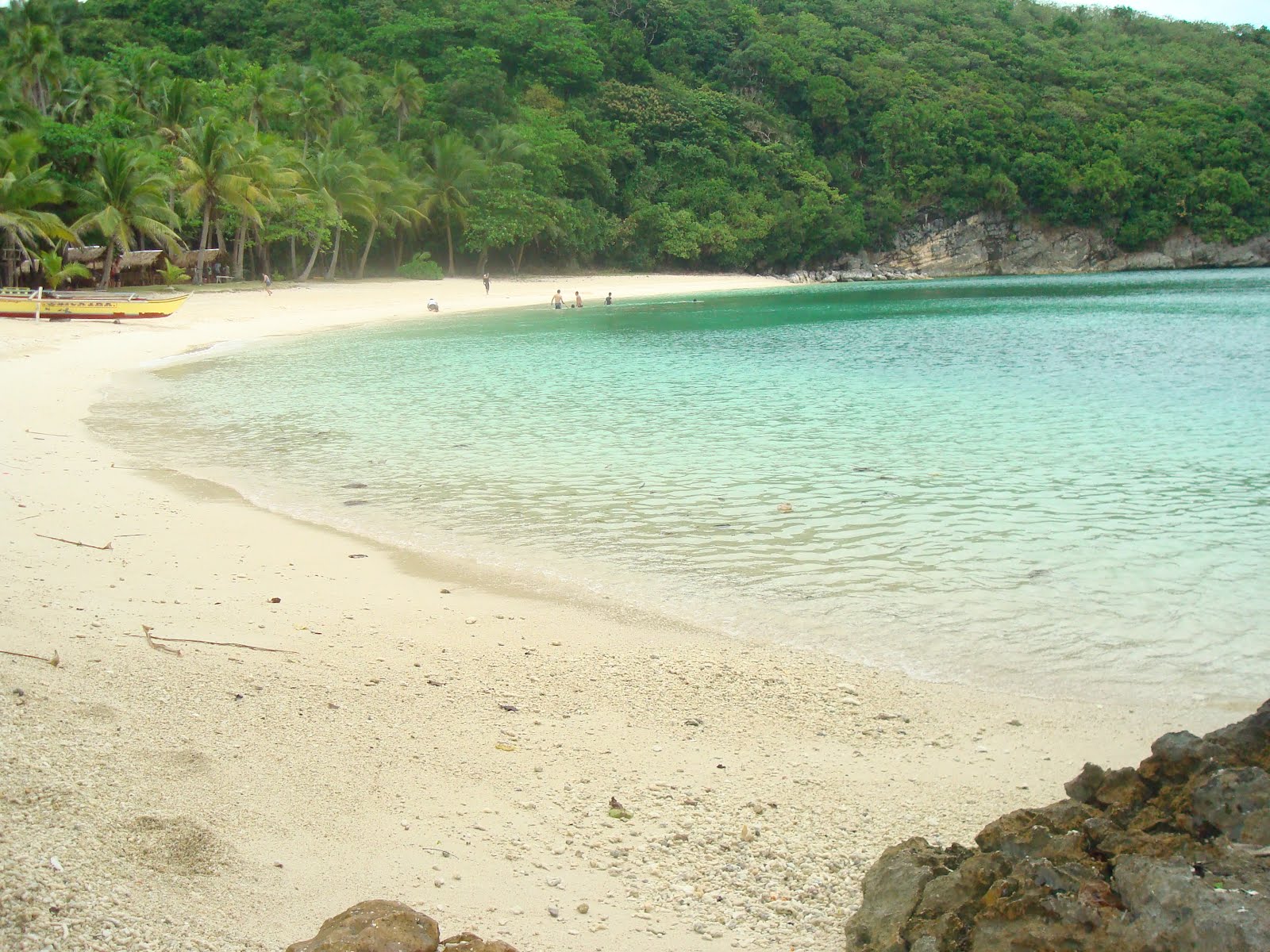 Adventures of A Vagabond: A day of beach bumming in Puting Buhangin