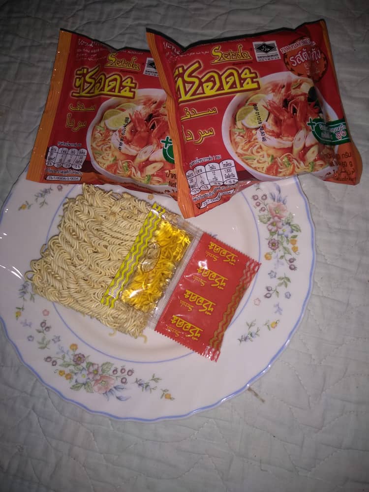 Blog Rasmi Shafiq Raduan : Mee Segera Serda: Rasa Masam & Pedas