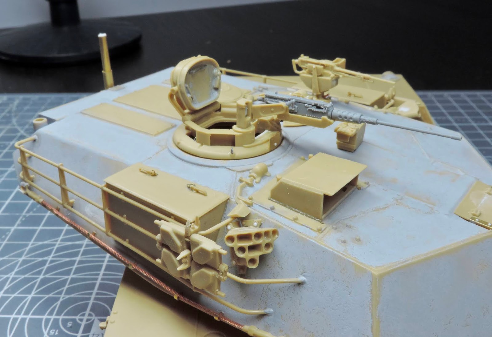 Pete's Model World : M1 Abrams Even More Turret Work